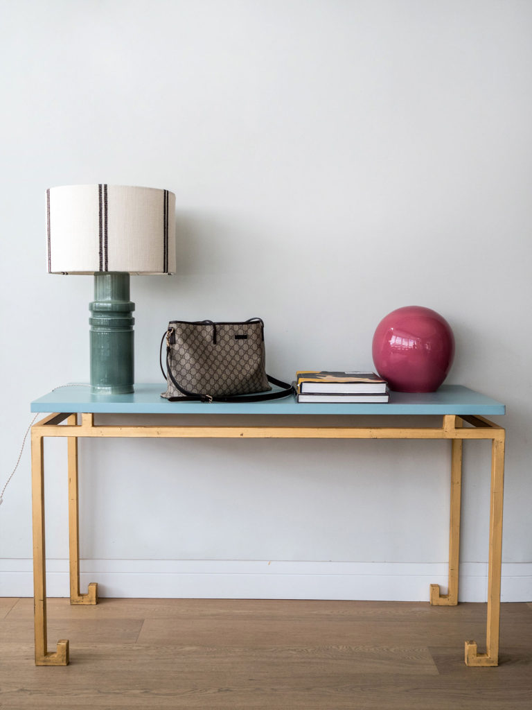 CONSOLA PATA CHINA – Detana | Tienda de iluminación